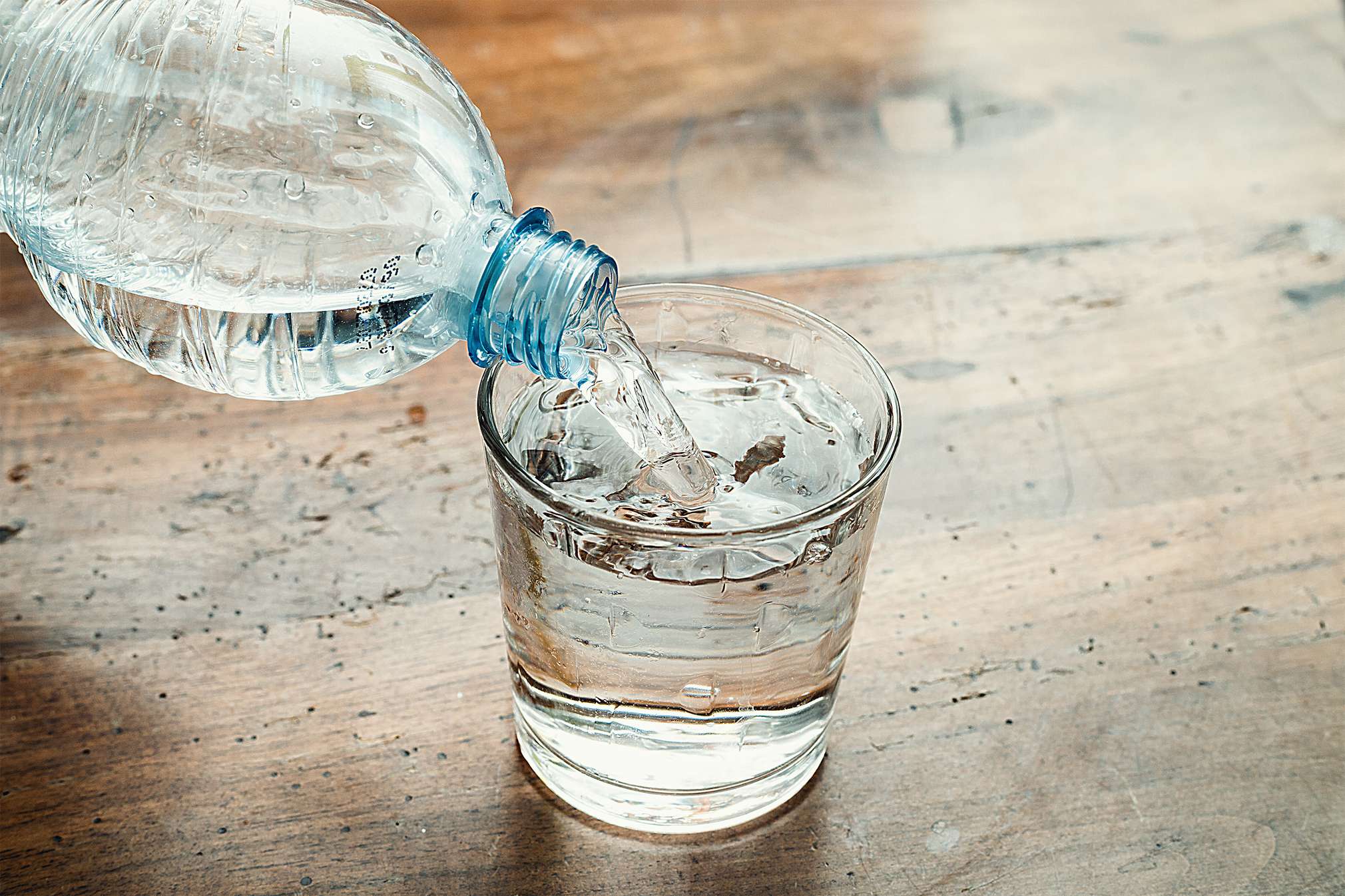 Mineralwasser: Magnesium, Calcium und Co. sorgen für Geschmacksvielfalt ...
