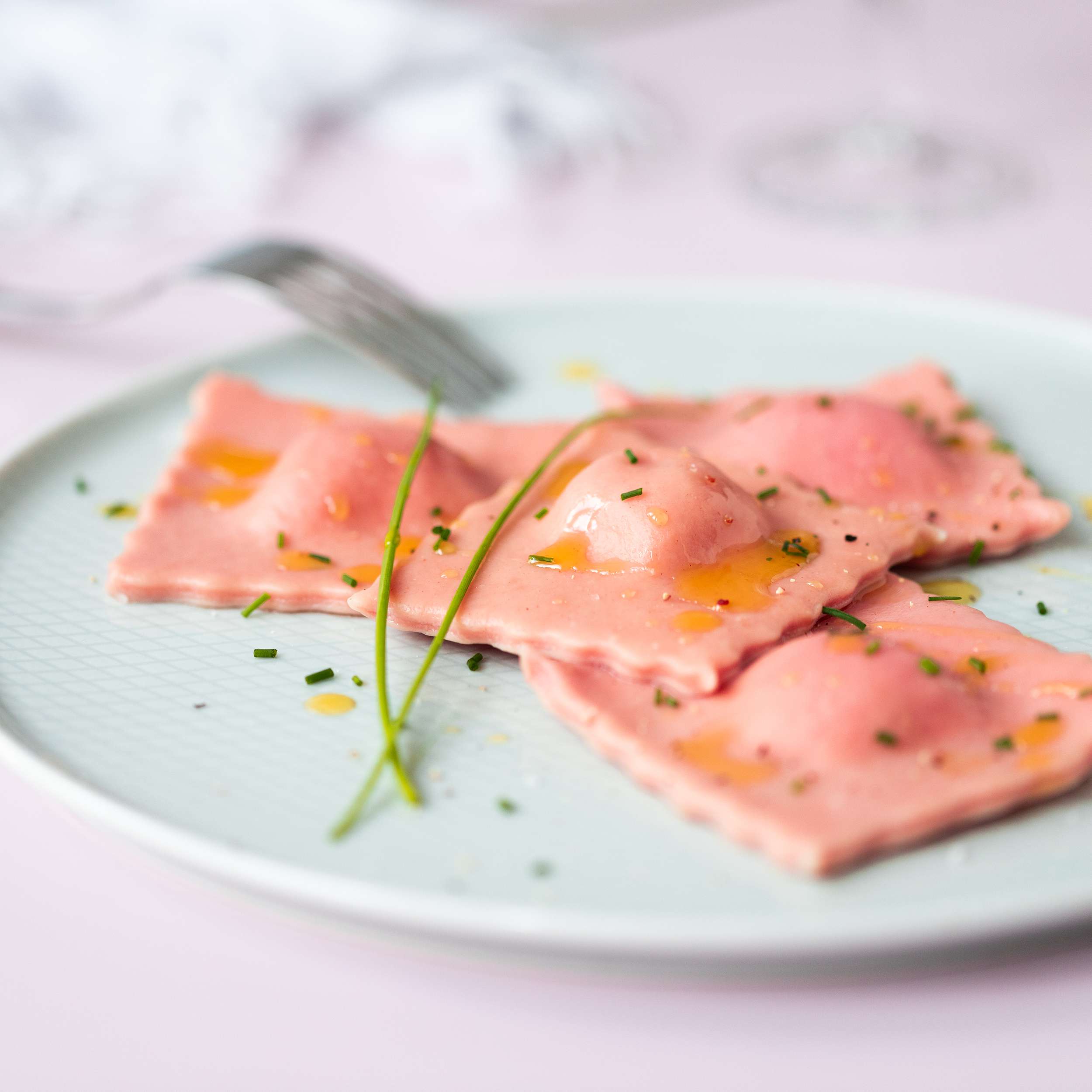 Recept: Domaći ravioli punjeni ricotta i feta sirom | Kaufland