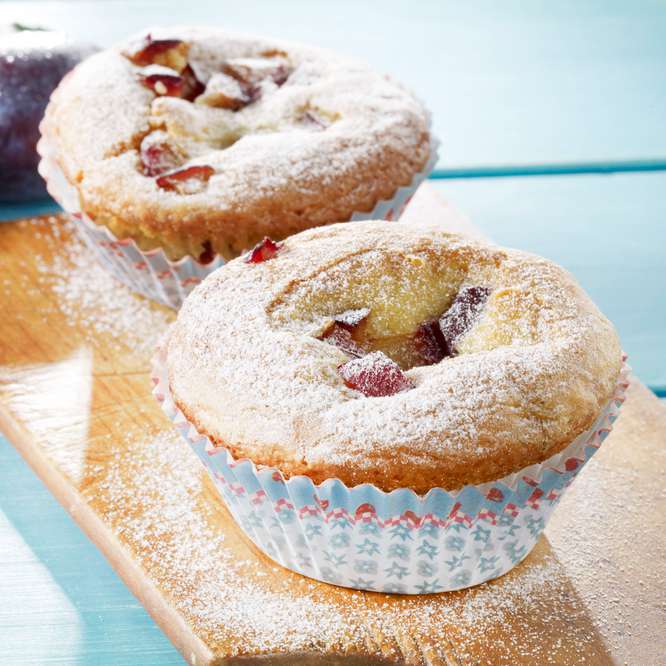 Recept: Muffini od kukuruznog brašna sa šljivama | Kaufland