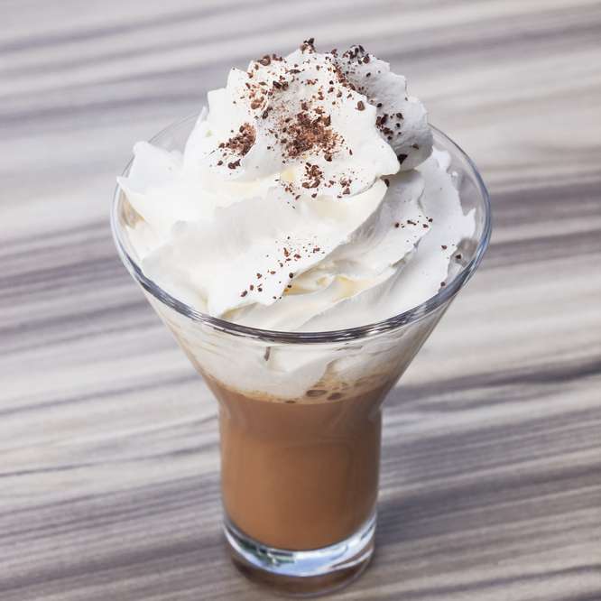 Cafea cu frișcă: Vezi rețeta | Kaufland